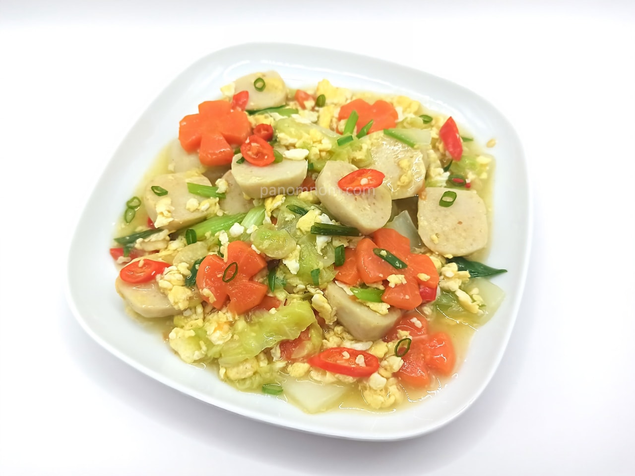 Tasty and Easy Sauteed Chinese Cabbage with Carrot Recipe | Panomnom