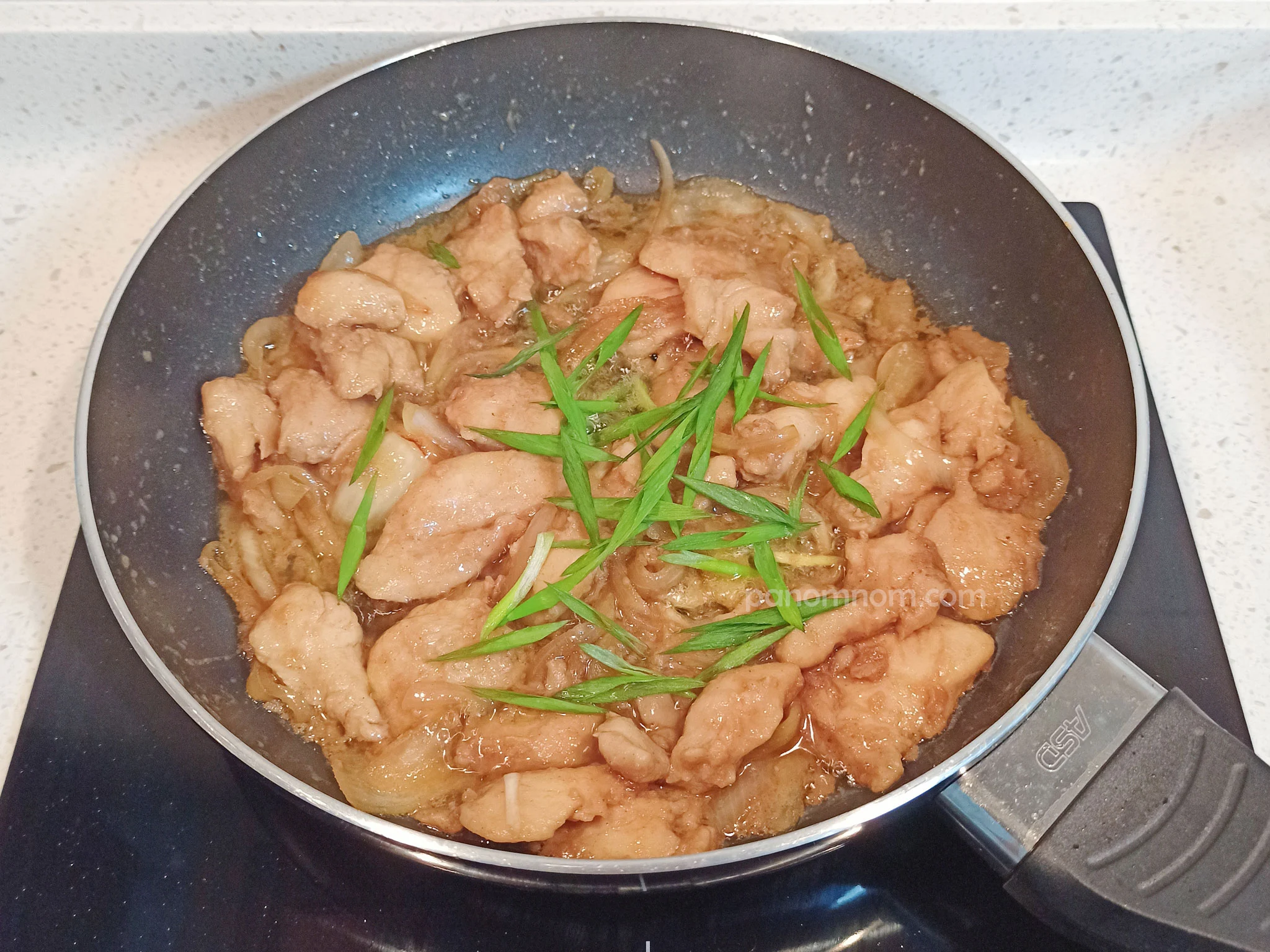 Tasty and Easy Yakiniku Chicken Recipe | Panomnom