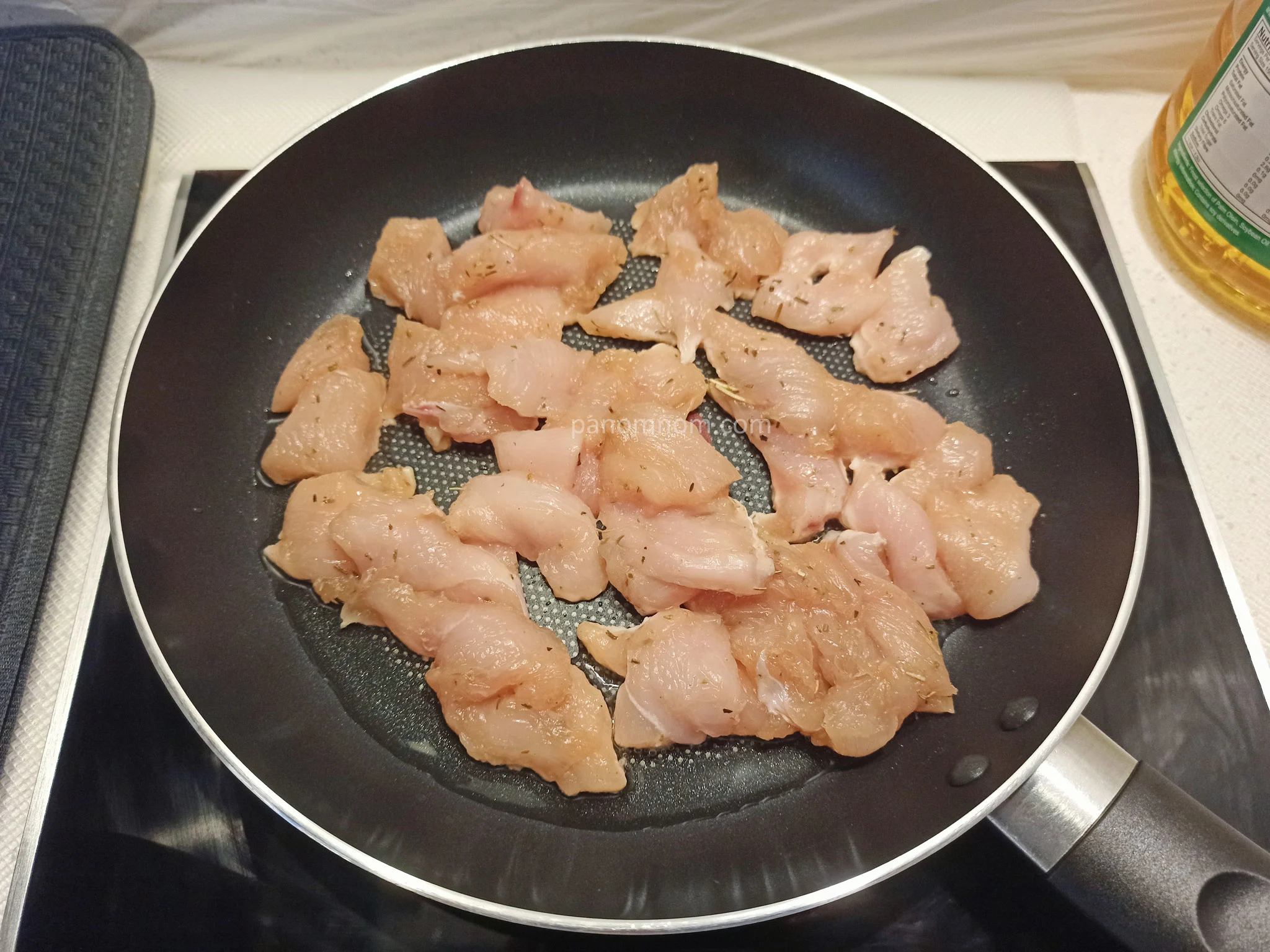 Tasty and Easy Sauteed Chicken with Sweet Corn Recipe | Panomnom