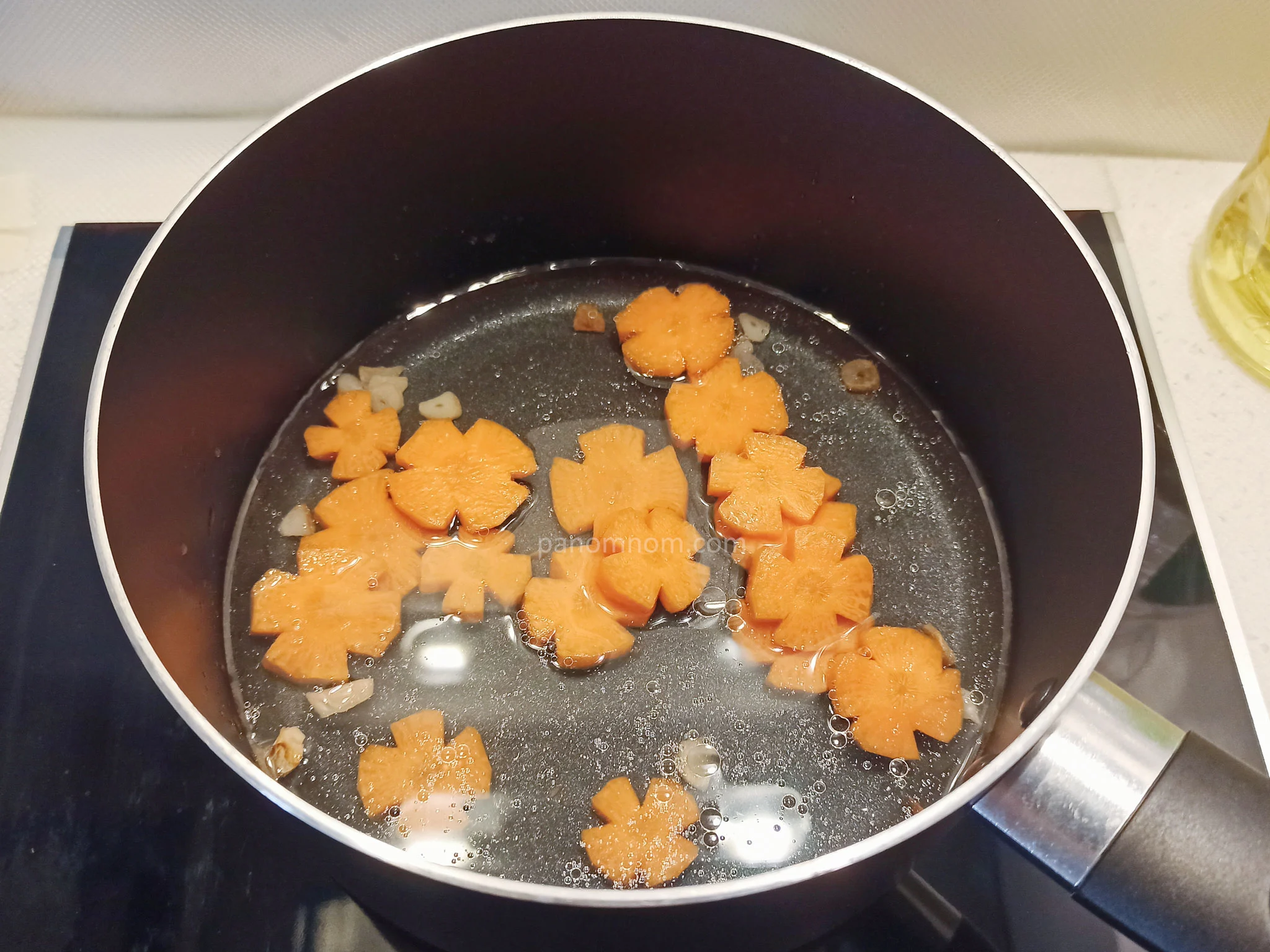 Tasty and Easy Sweet and Sour Dory Fish Recipe | Panomnom