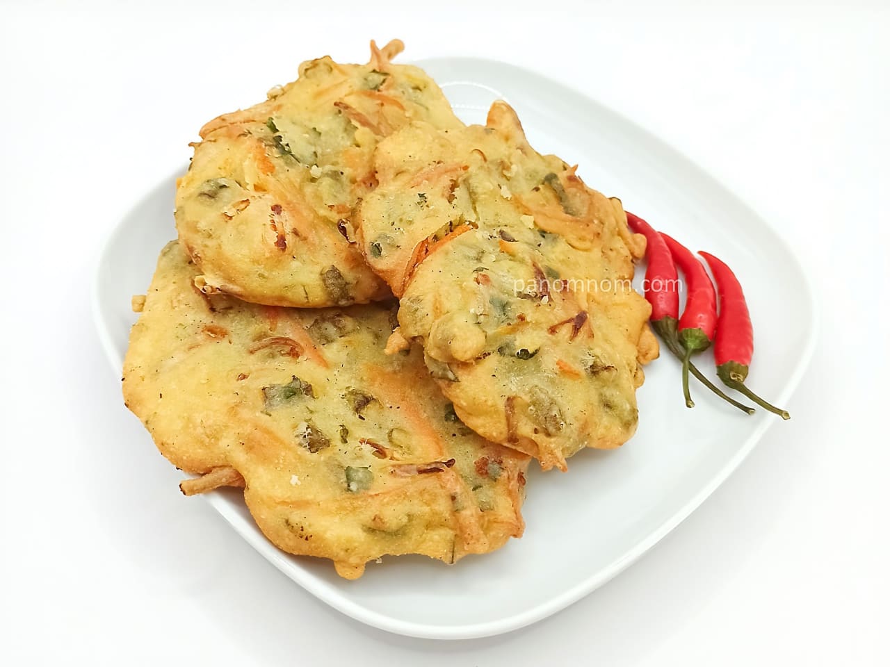 Tasty and Easy Vegetable Fritters (Bakwan Sayur) Recipe | Panomnom