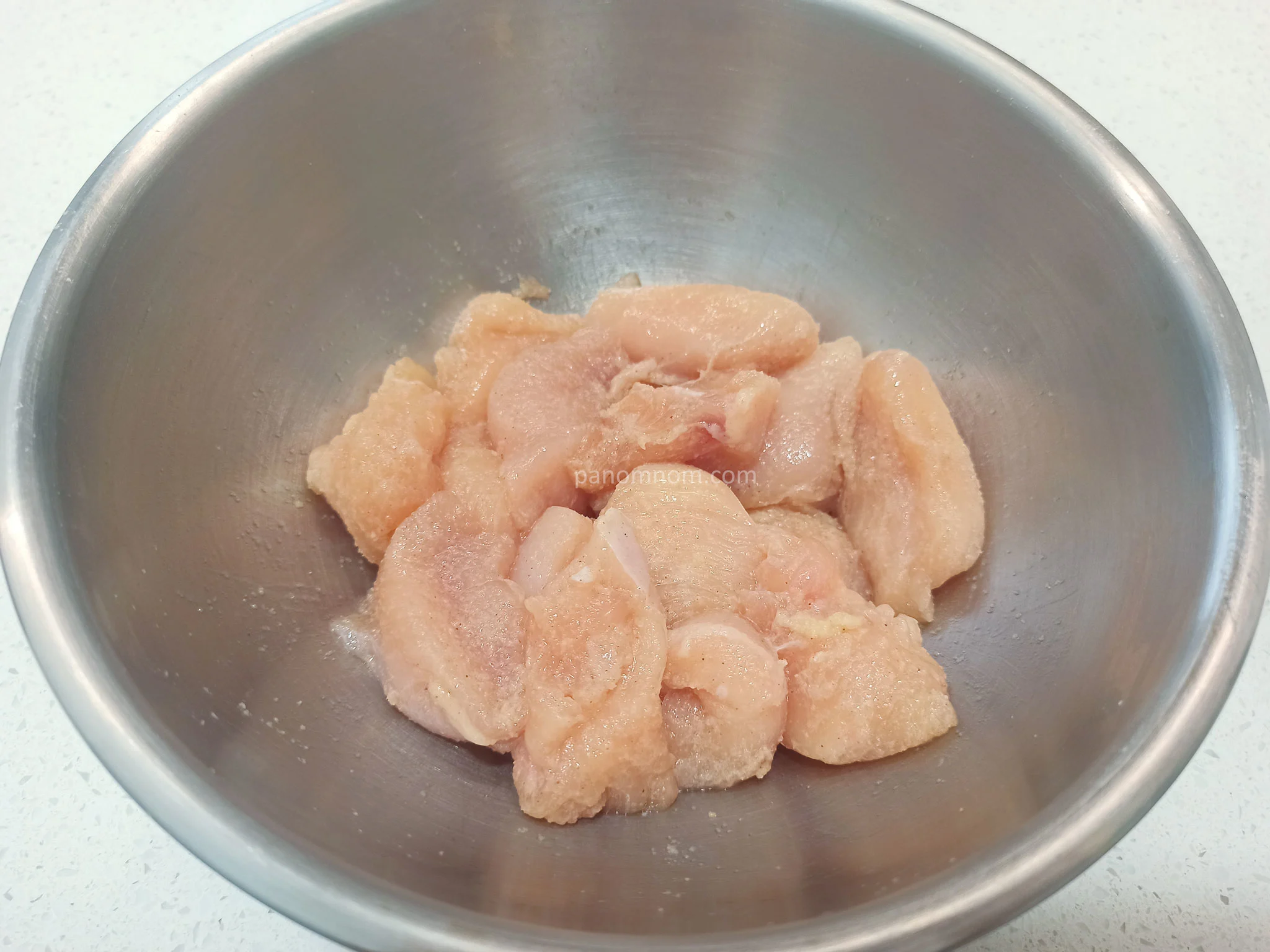 Tasty and Easy Oat-Crusted Chicken Fillets Recipe | Panomnom