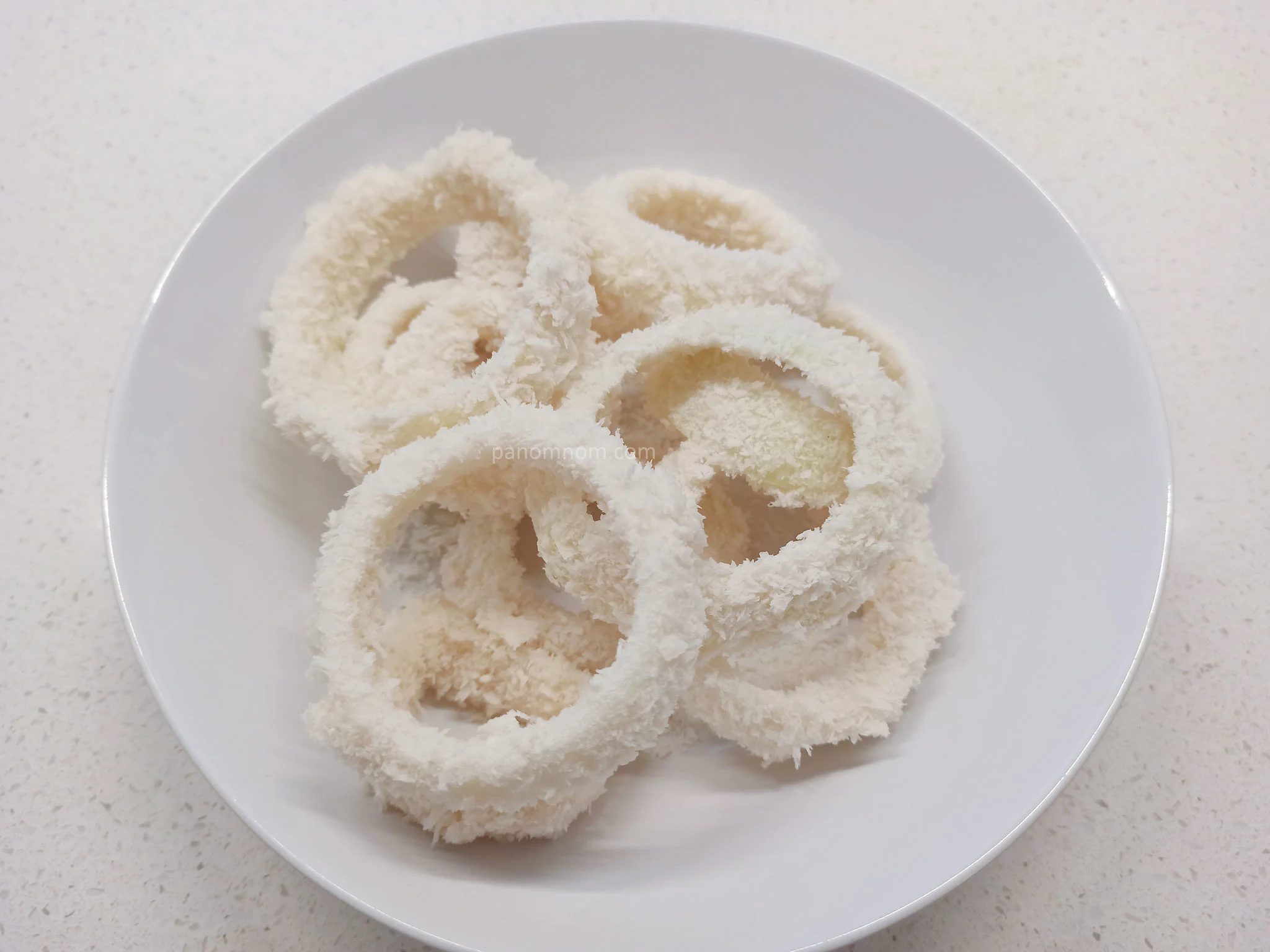 Tasty and Easy Onion Rings Recipe | Panomnom