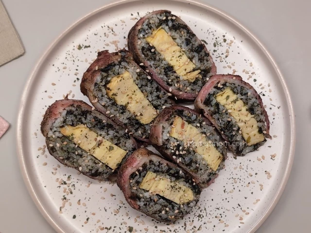 Tasty and Easy Egg Bacon Rice Balls Recipe | Panomnom